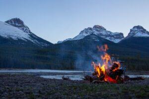 A Guide to Building and Maintaining a Safe Fire - Camping Feed